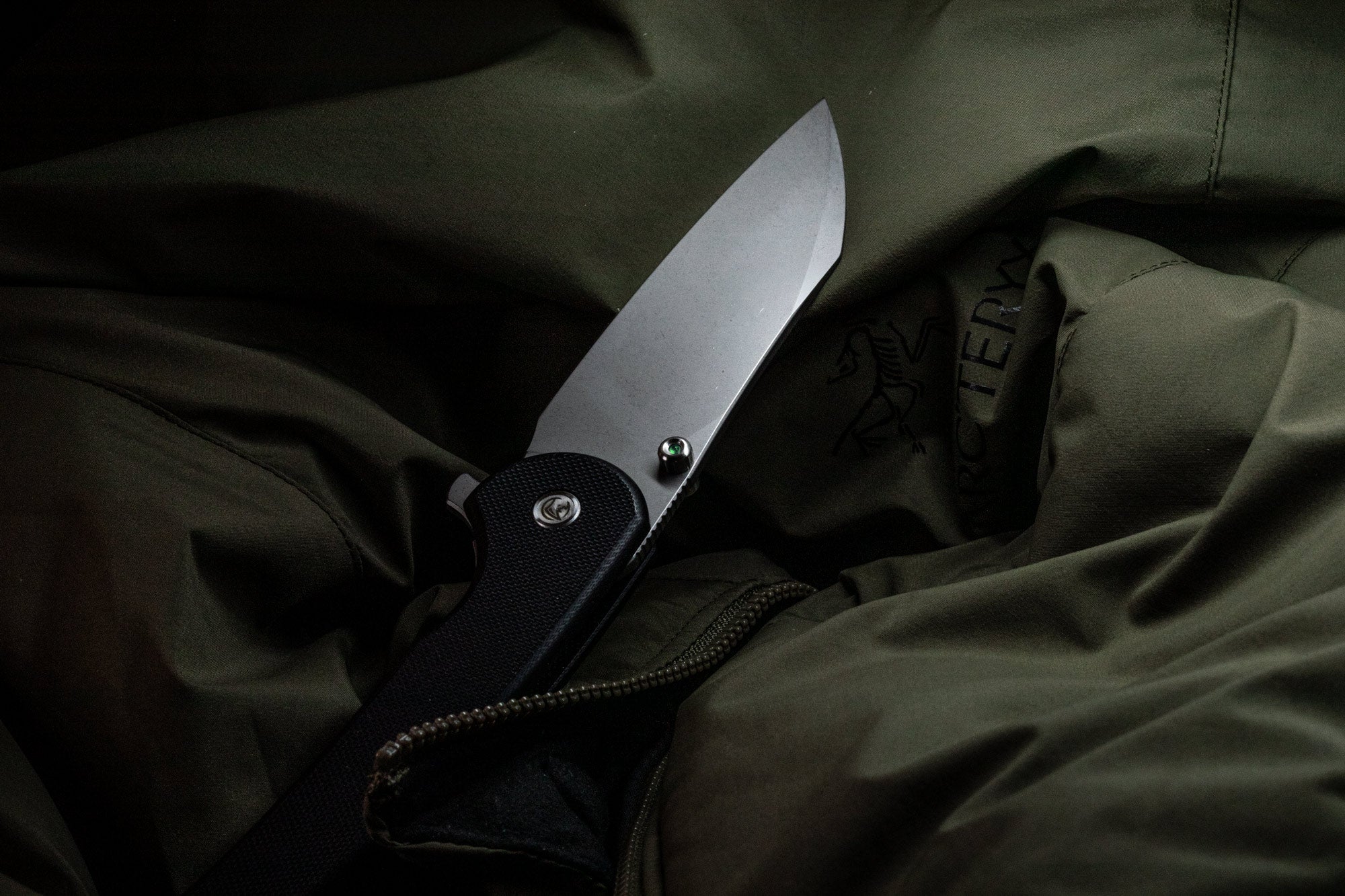 GR Knives: A collection of tritium knives designed by Glow Rhino